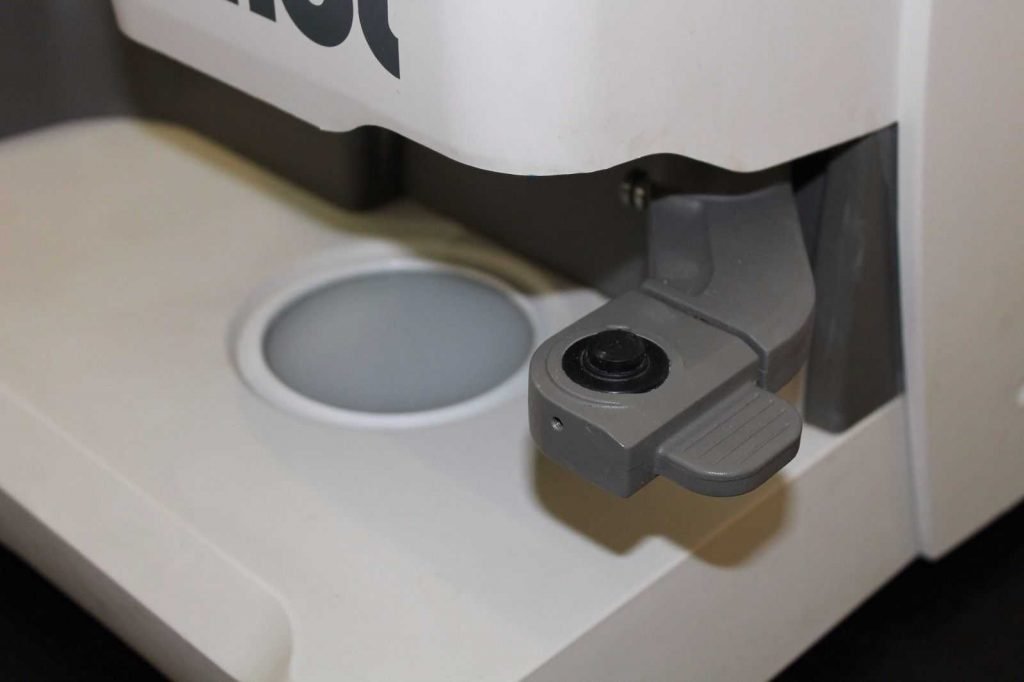 Briot Emotion Patternless Edging System - Nava Ophthalmic