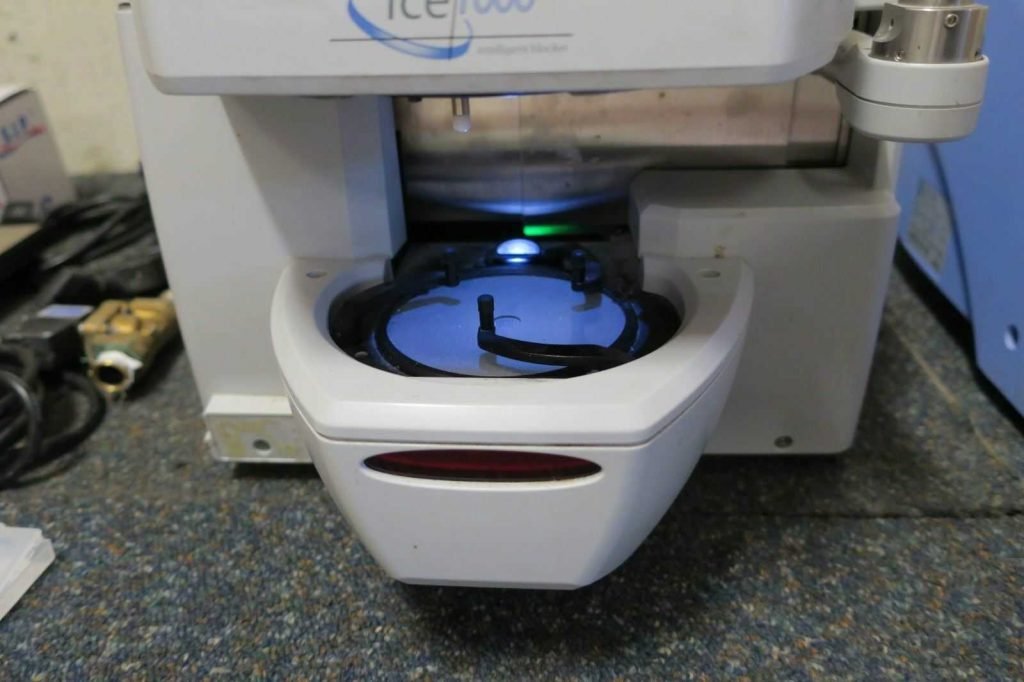 Nidek Me 1200 Lens Edger Machine - navaophthalmic